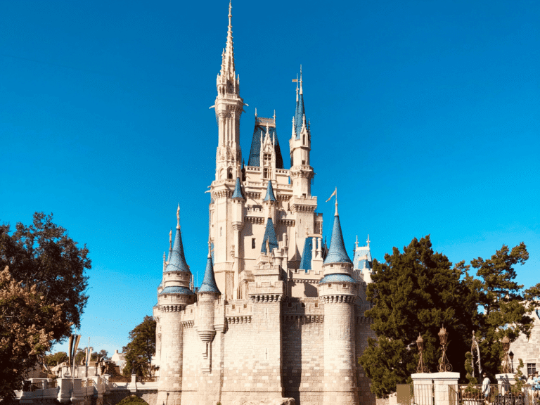 10 Tips For Spring Break Walt Disney World (+Spring Events!)